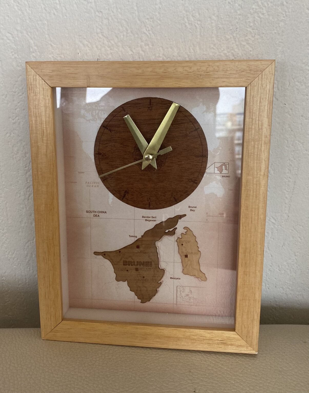 Brunei and a clock – Mappery